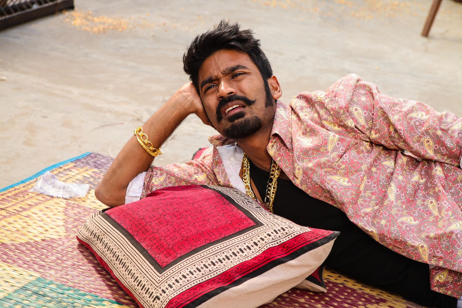 Maari (2015) | Cinema Chaat